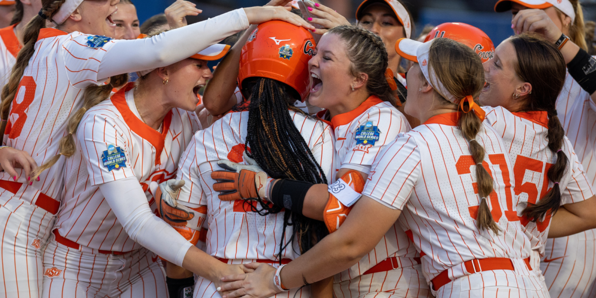 WCWS Photo Gallery - Day 4 • D1Softball