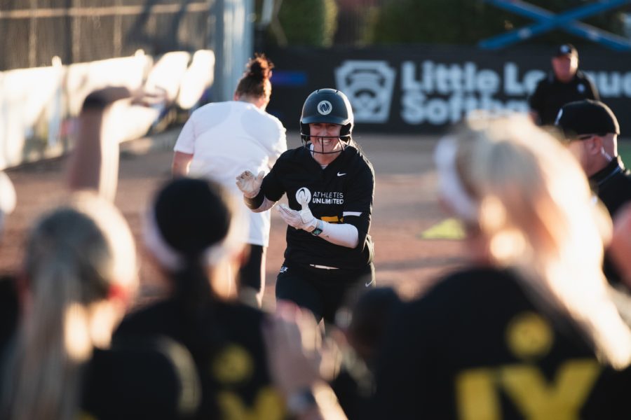 Long Time Coming: Sydney McKinney’s AUX Debut Shows Softball Growing ...