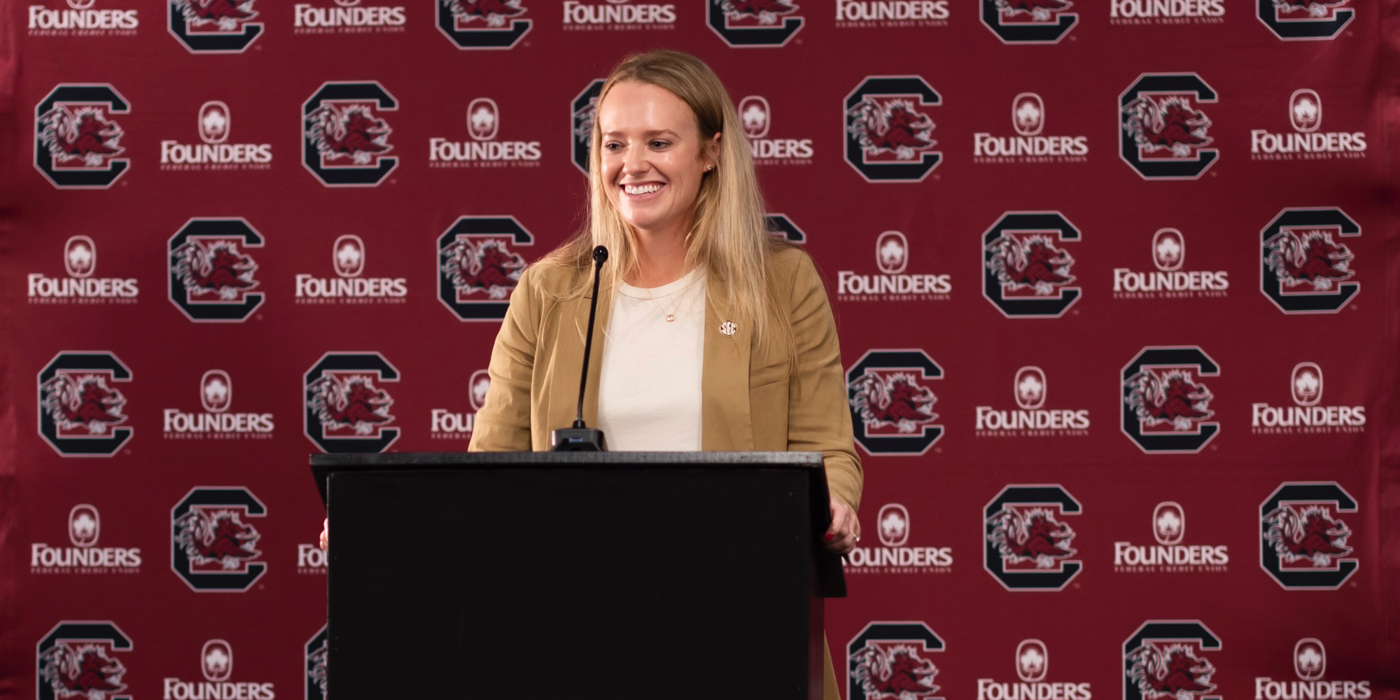 Head Coaches in New Places: South Carolina's Ashley Chastain • D1Softball