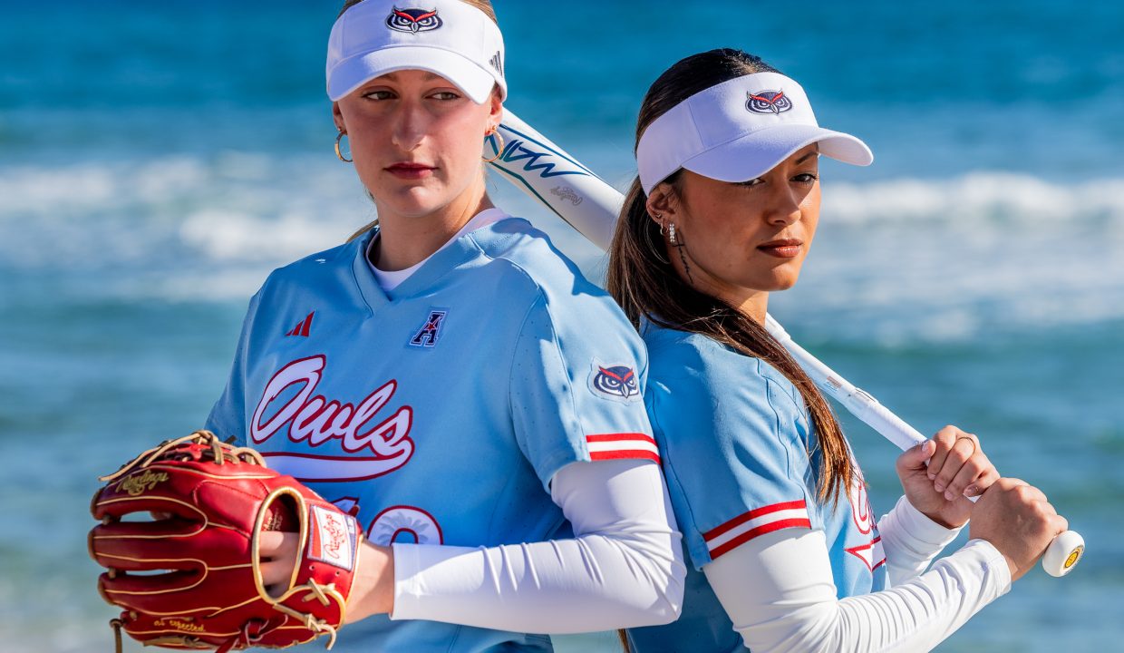 D1Softball.com | College Softball Rankings, Scores, News