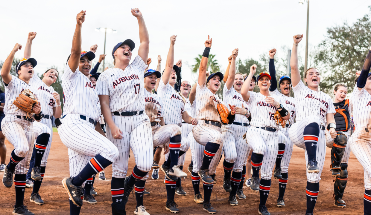 D1Softball.com | College Softball Rankings, Scores, News
